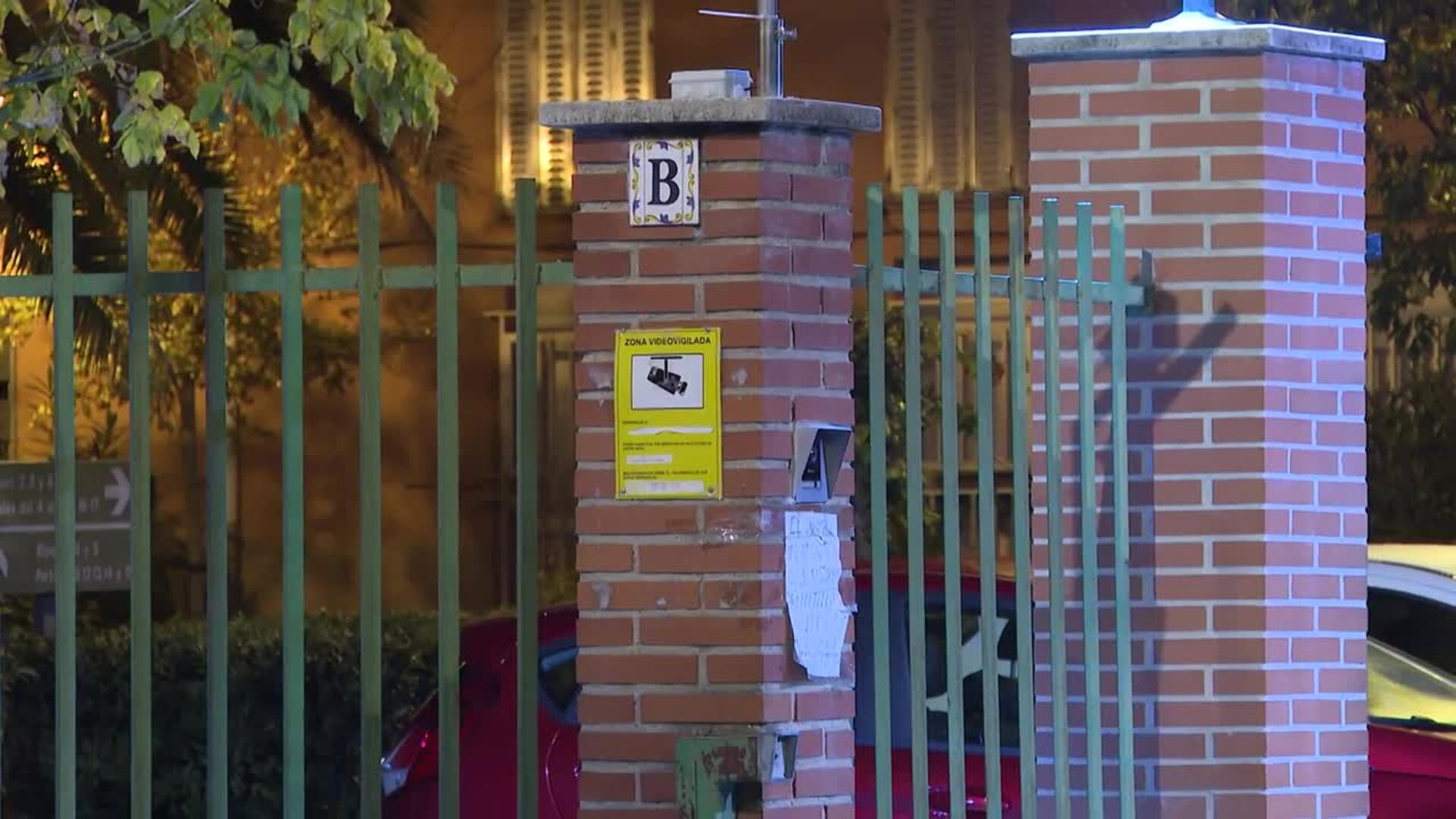 En estado grave una mujer de 37 años tras ser estrangulada por su pareja en Vallecas | Hoy