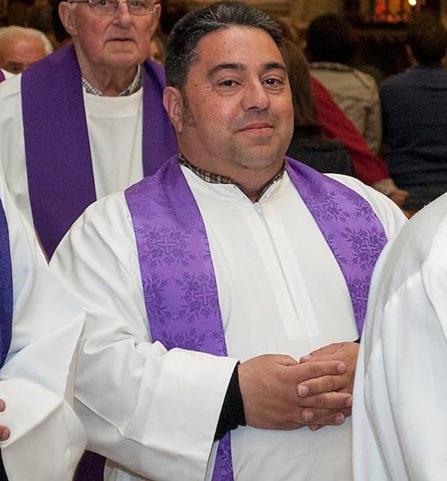 Decenas de personas despiden con cariño a José María Campanón ...