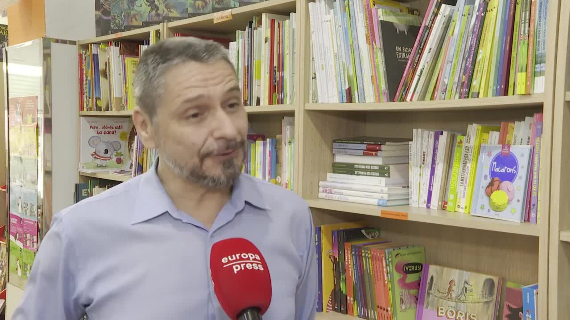 Una librería valenciana impulsa la lectura entre los más pequeños con ...