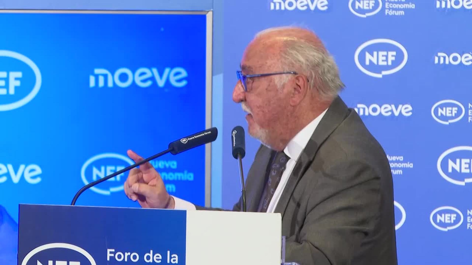 Pere Navarro (DGT) insta a llevar la baliza V16 este verano | Hoy
