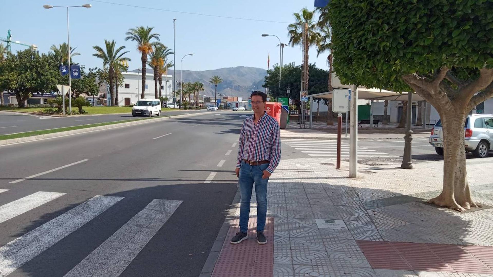 Vox rechaza restringir el coche privado pero sí promete transporte ...