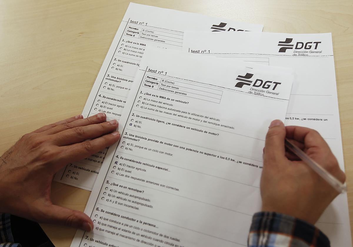 Sucesos | Investigado por suplantar a otro en el examen teórico de ...