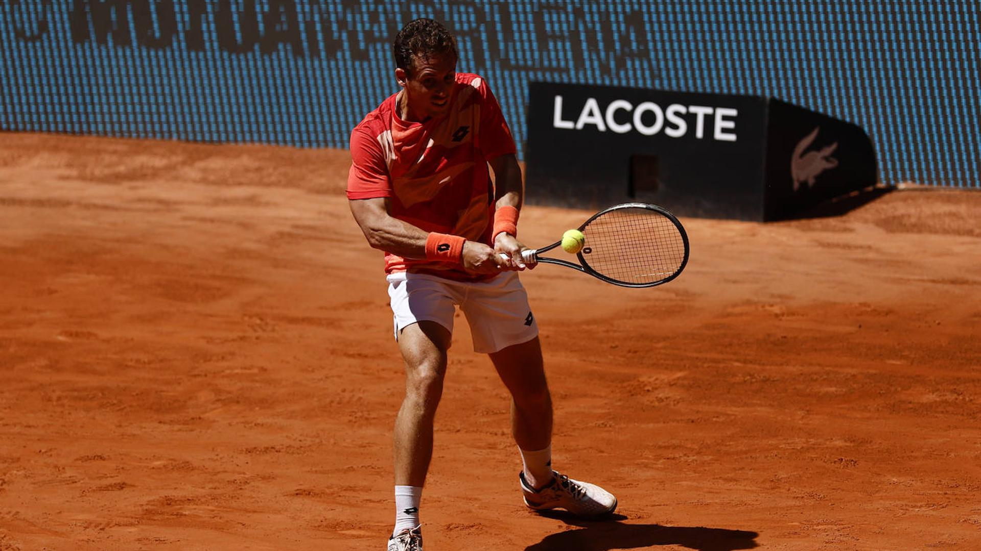 Roberto Carballés Se Impone Al Belga Goffin En La Primera Ronda Del