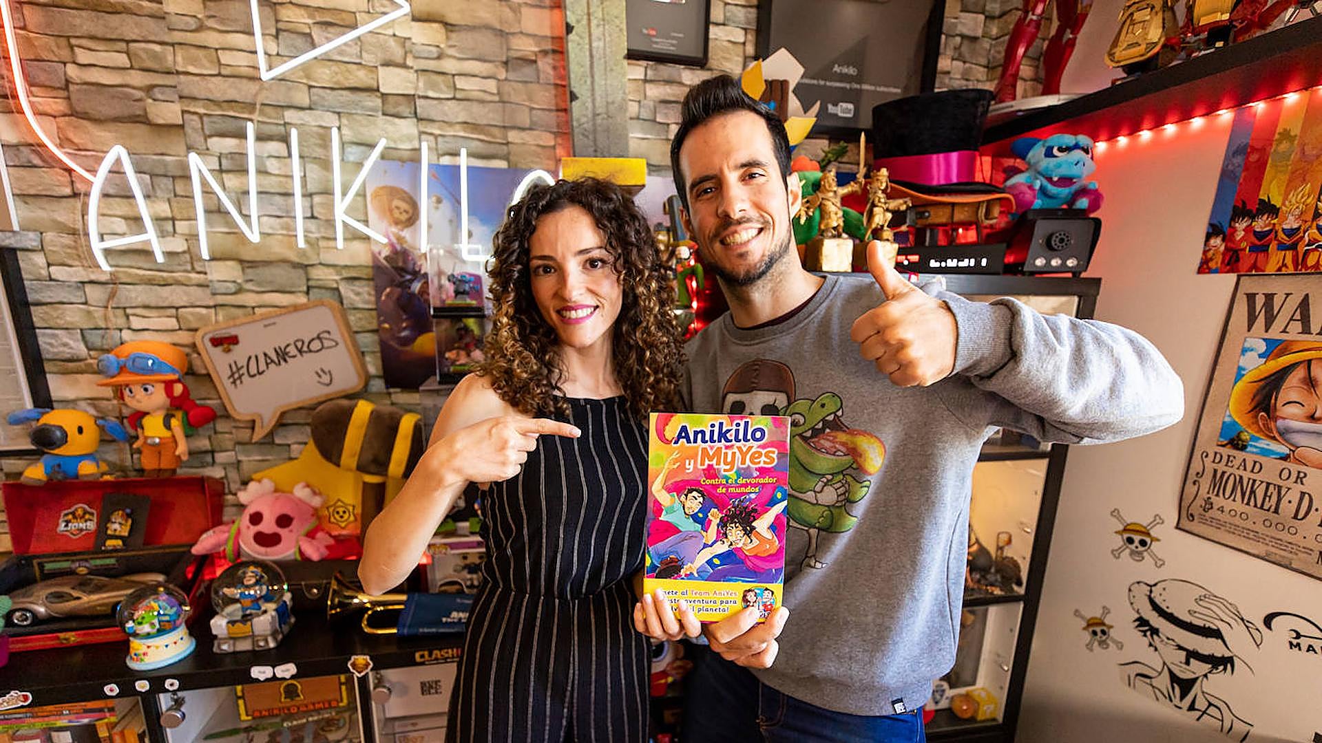 Anikilo y MyYes: Los youtubers que salvaron el mundo desde Granada | Ideal