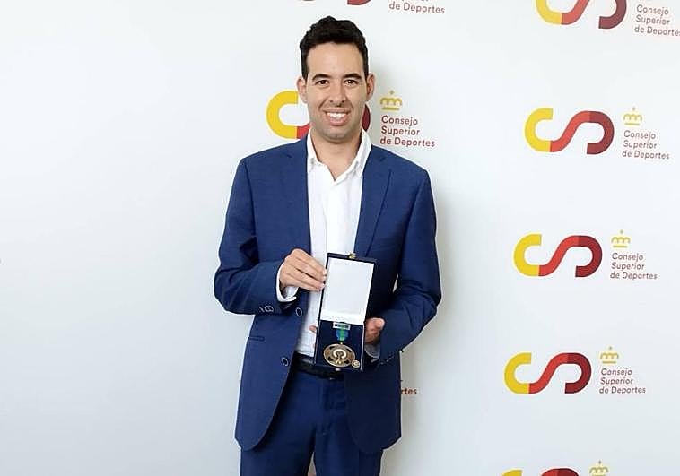 Tejada, medalla de bronce de la Real Orden del Mérito Deportivo del CSD ...