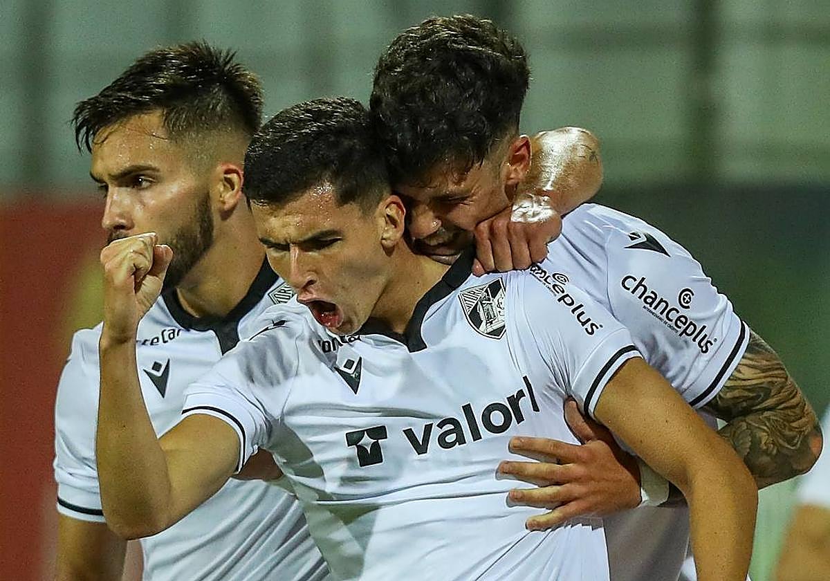 Adri Butzke debuta en la Europa League con el Vitória | Ideal