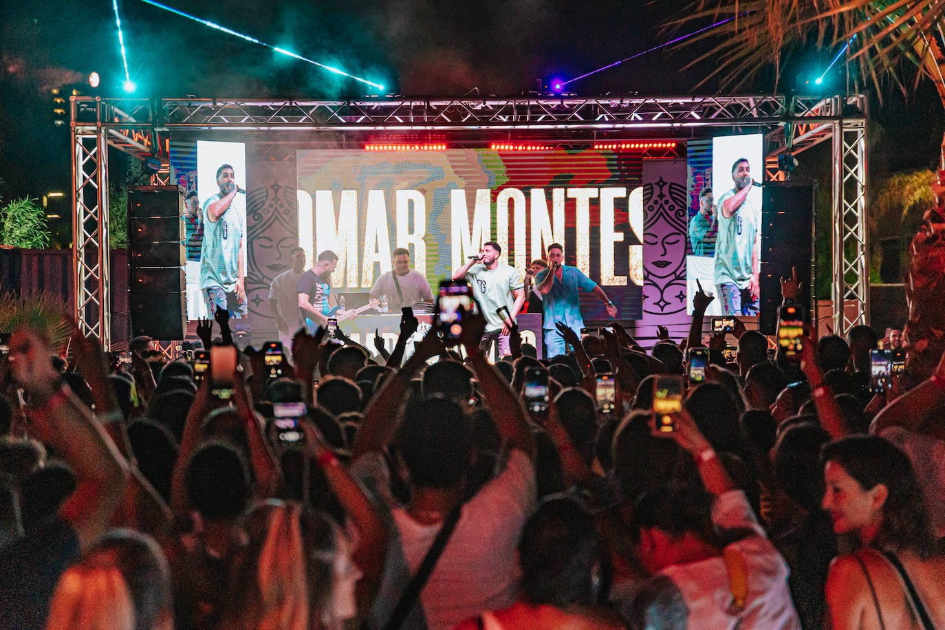 Mare Mía Playa: La mejor música y compañía a pie de playa | Ideal