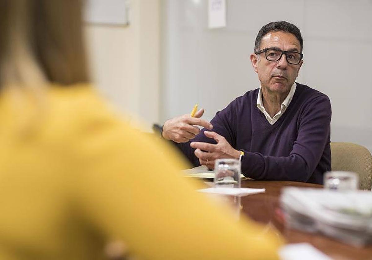 Miguel Lorente - Médico forense, experto en violencia de género: «¿Cómo ...