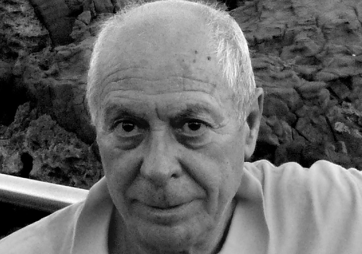 Antonio Carvajal | Poeta: «Siempre quise ser un poeta risueño de los que celebró Rubén Darío ...