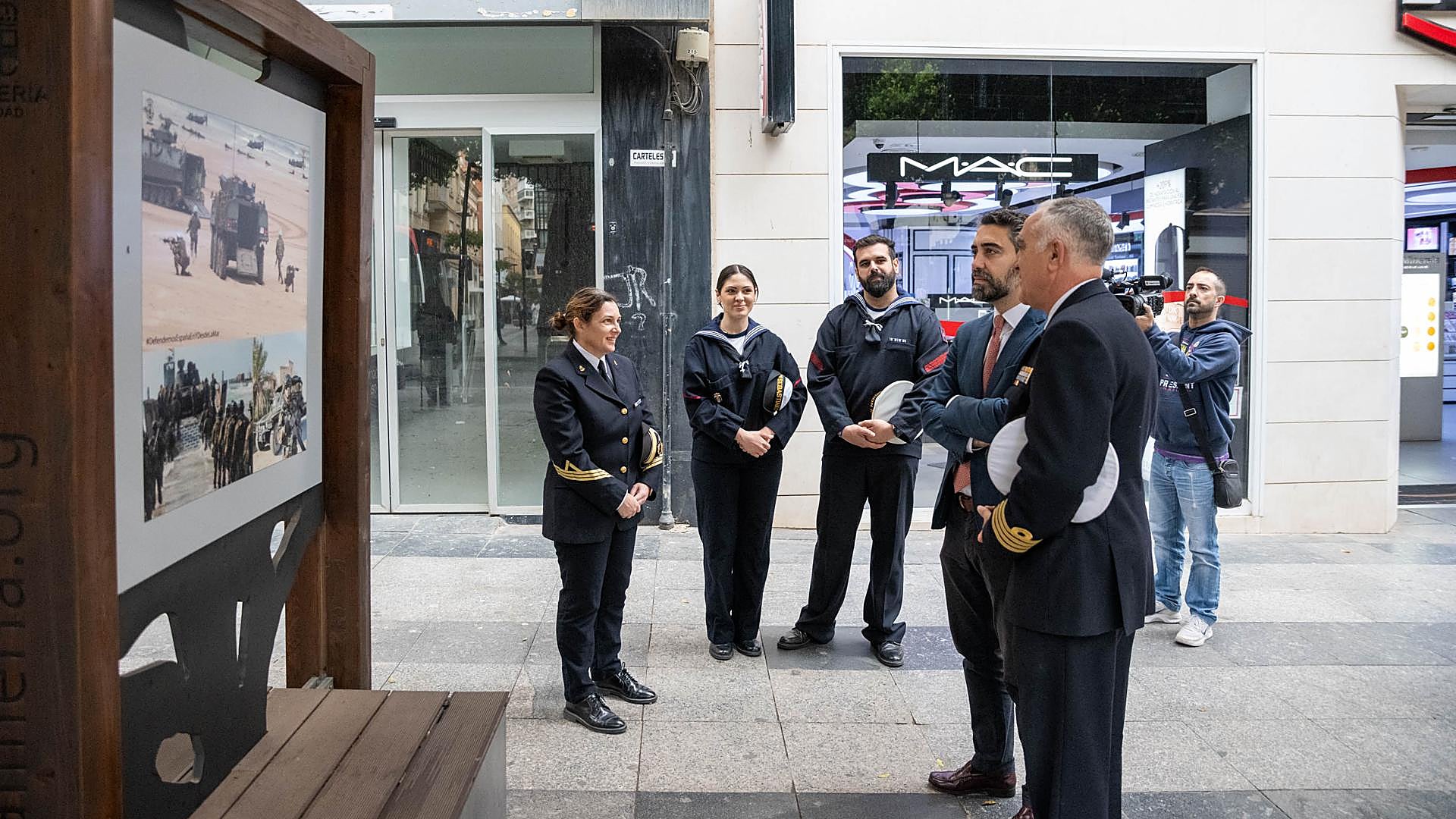 'La Armada' de la Comandancia Naval llega a los paneles expositivos del ...
