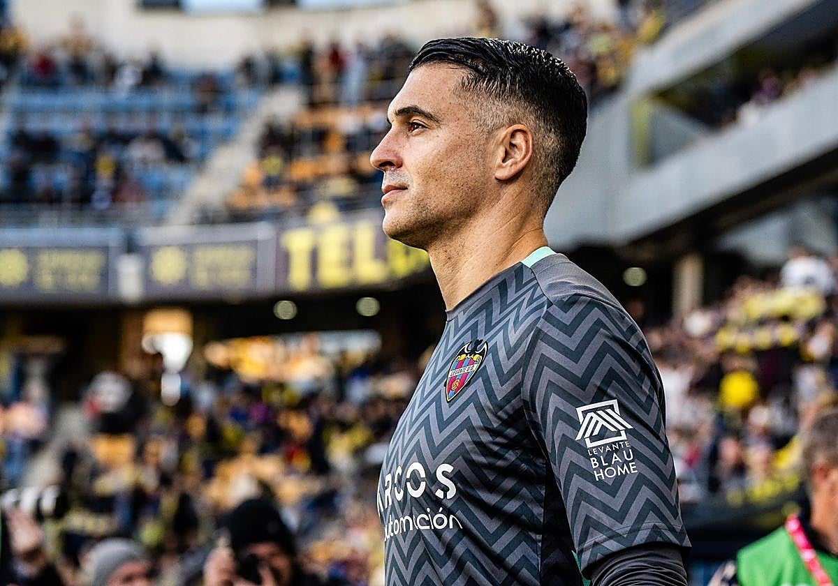Andrés Fernández | Portero del Levante UD: «Estaría genial que la ...