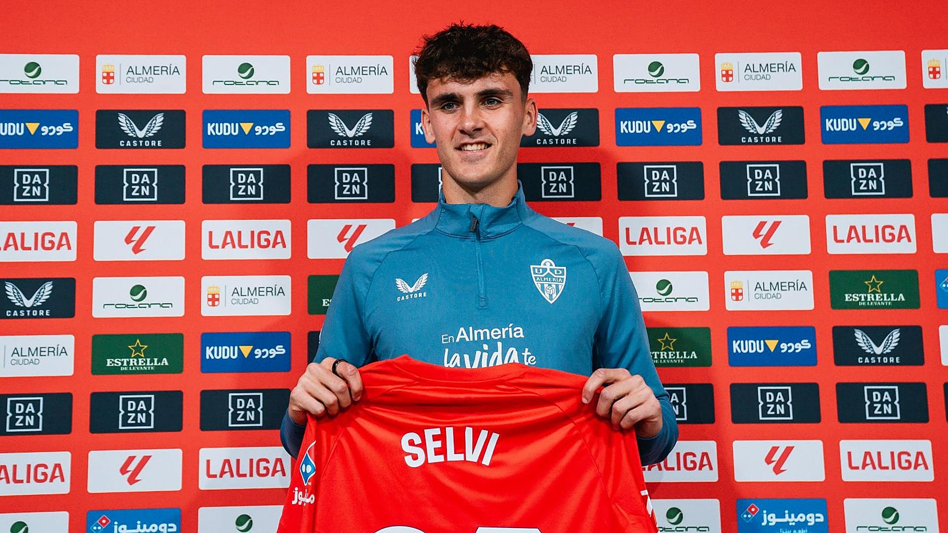 Selvi: «Me gusta mucho el proyecto del Almería por eso vine aquí» | Ideal