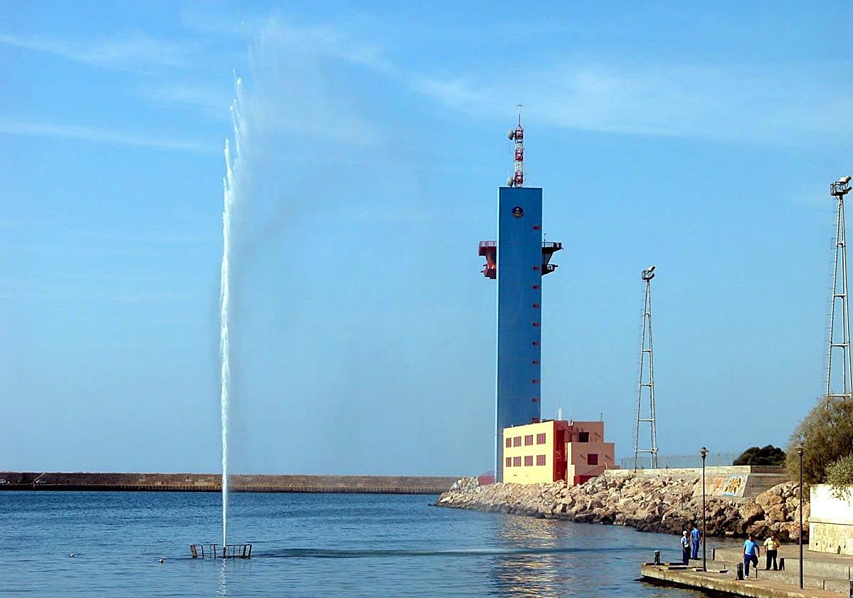 El géiser de la Rambla y el buzo fontanero | Ideal