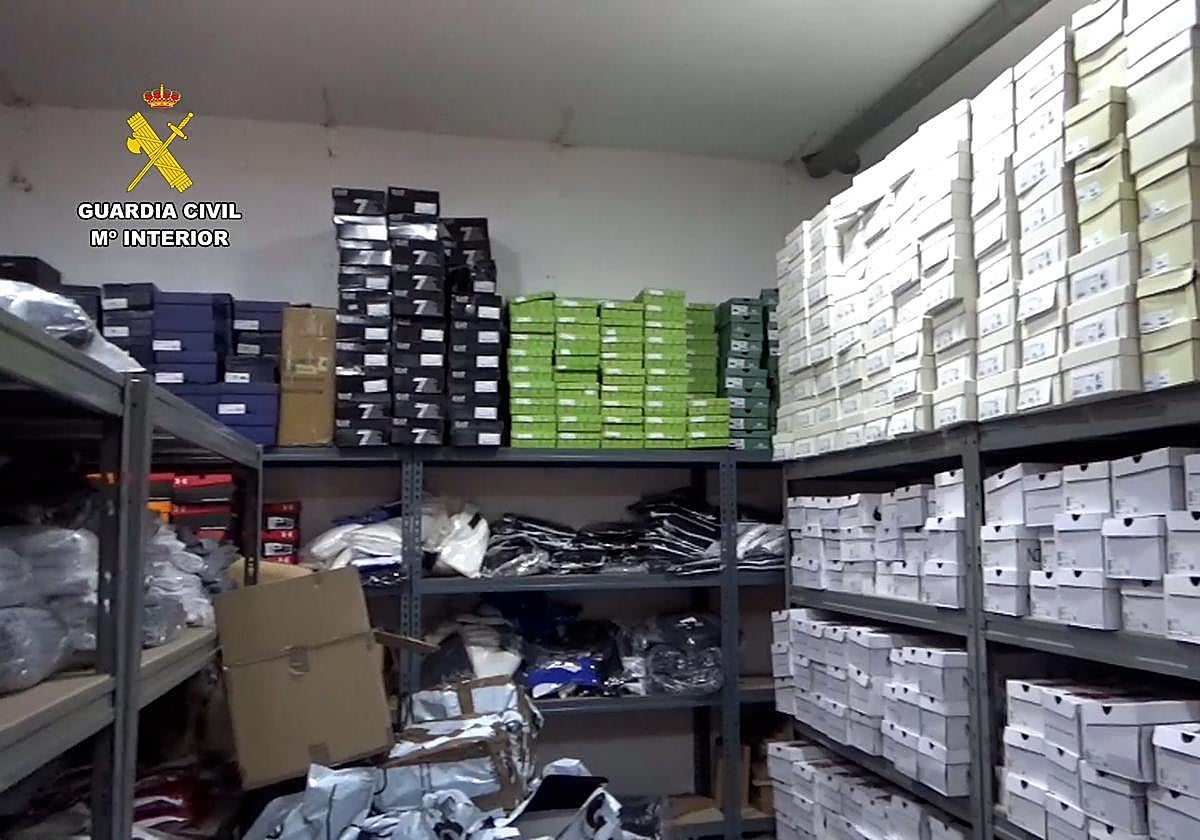 Descubren en Granada más de 8.200 artículos falsificados con un valor ...