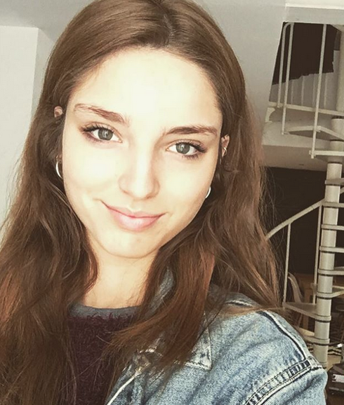 ¿Quién es Paula Willems, la modelo de raíces granadinas que sale con ...