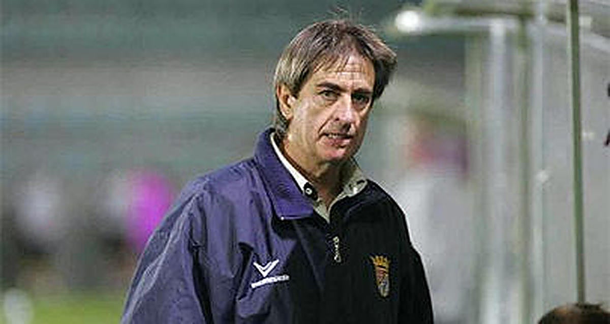 El extécnico del Guijuelo Pepe Calvo, el favorito para dirigir al ...