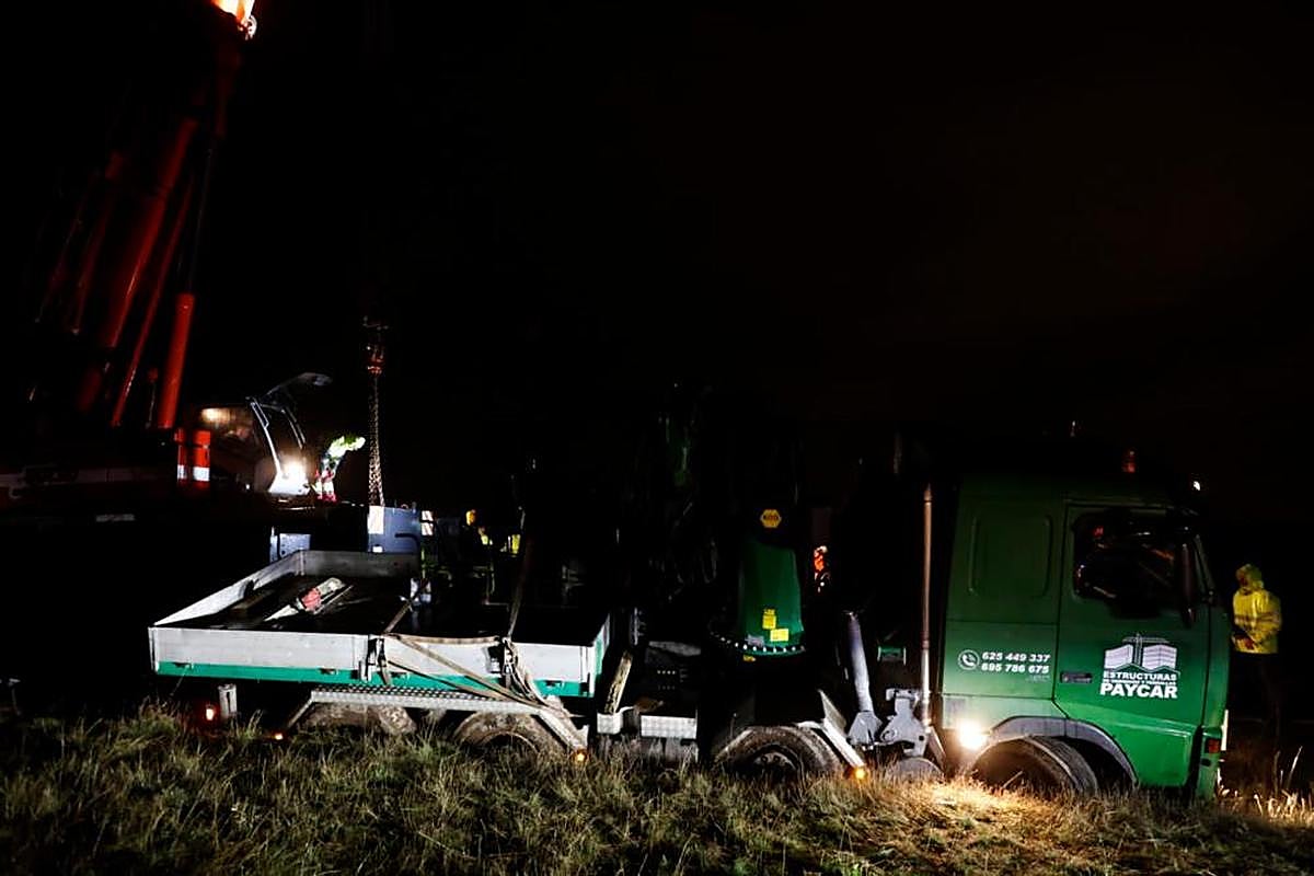 El vuelco de un camión provoca retenciones en la carretera de Matilla de los Caños | La Gaceta ...