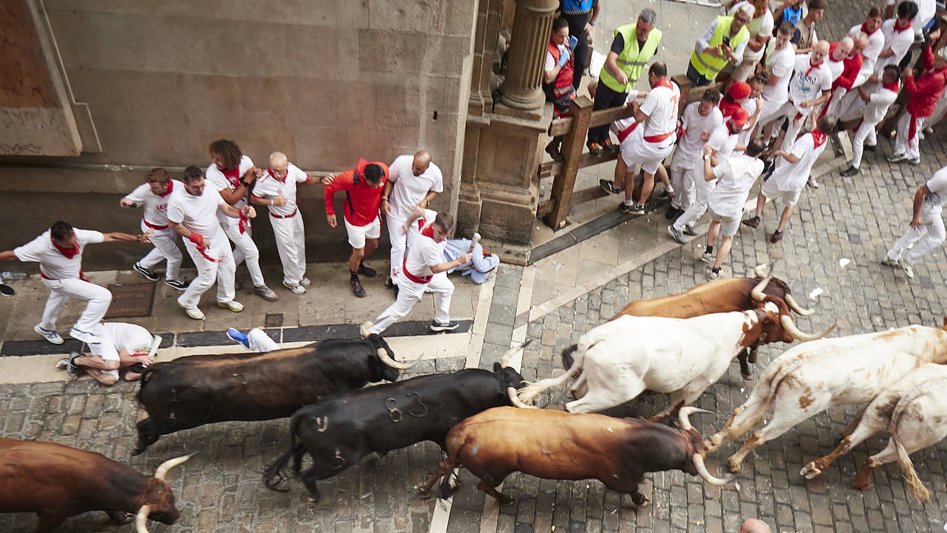 Atropellado primer encierro de Sanfermines | La Gaceta de Salamanca
