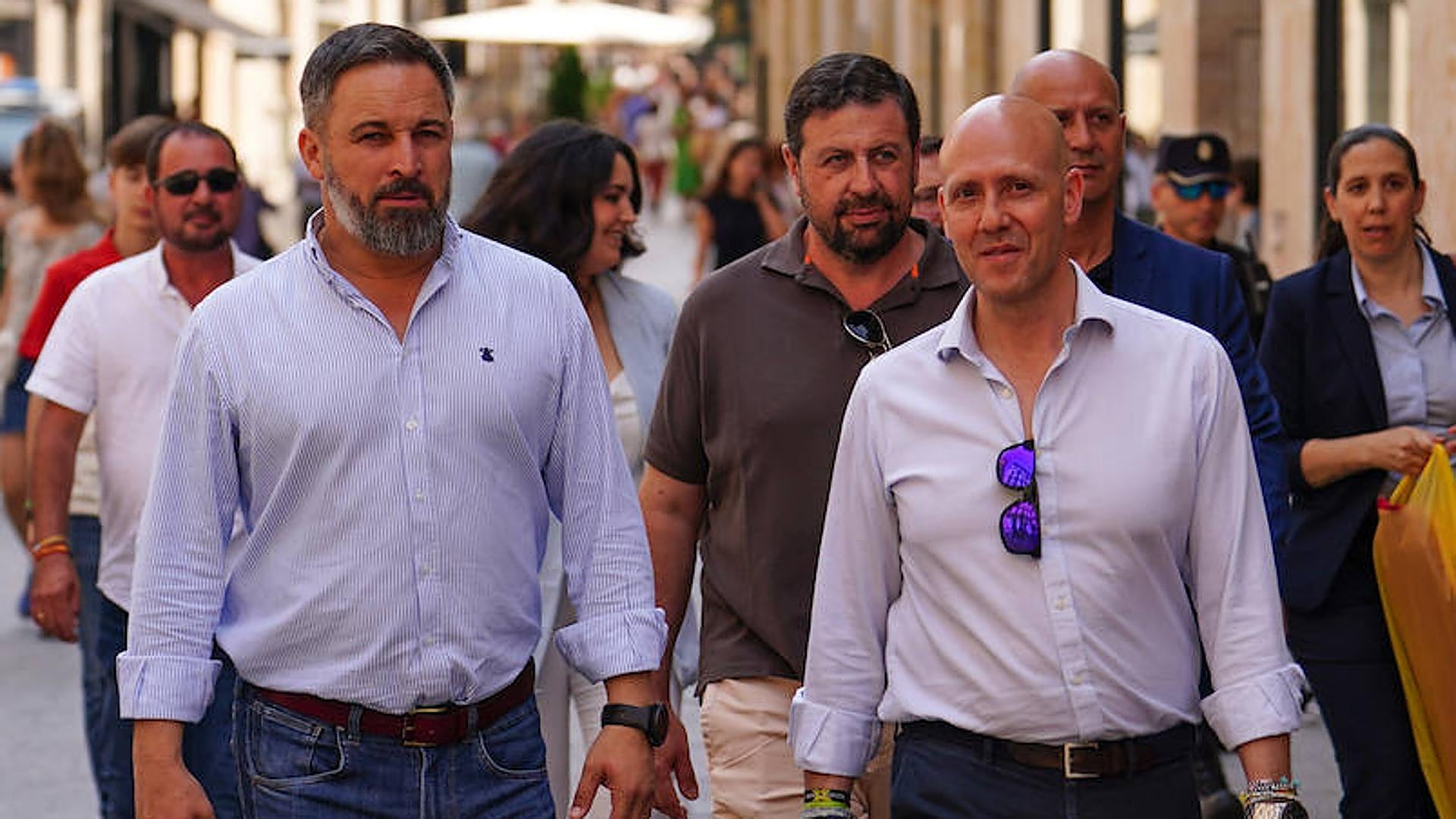 Vox dice ahora que Abascal defendió a la Universidad de Salamanca | La ...