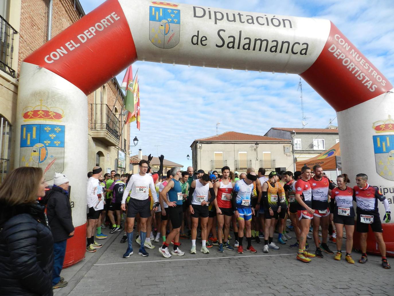 Alberto Bravo y Verónica Sánchez dominan el Cross Popular Pini de ...