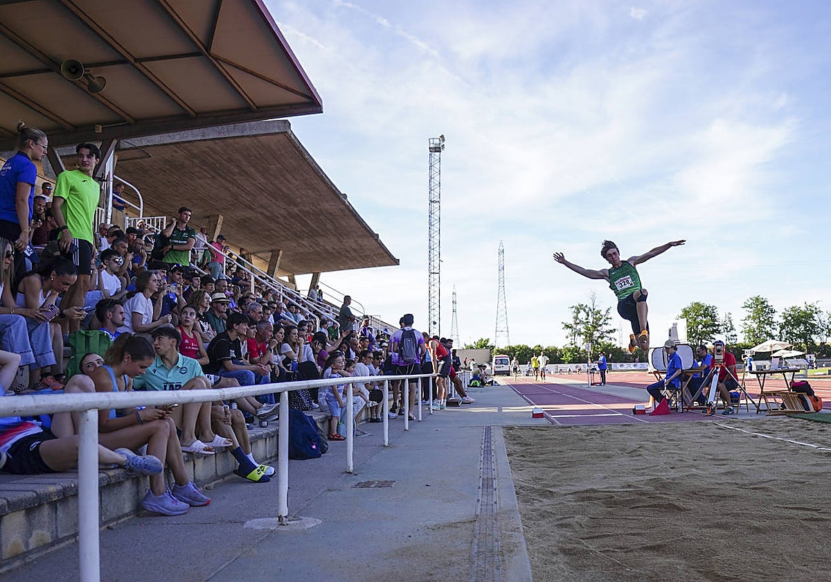 El Trofeo Internacional Ciudad de Salamanca-Memorial Carlos Gil Pérez ...