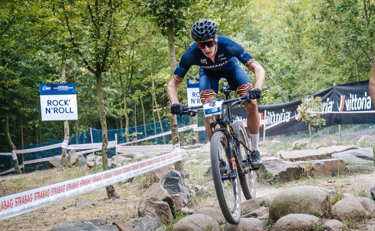 Vlad Dascalu acaba cuarto en el Mundial tras acariciar el podio durante ...