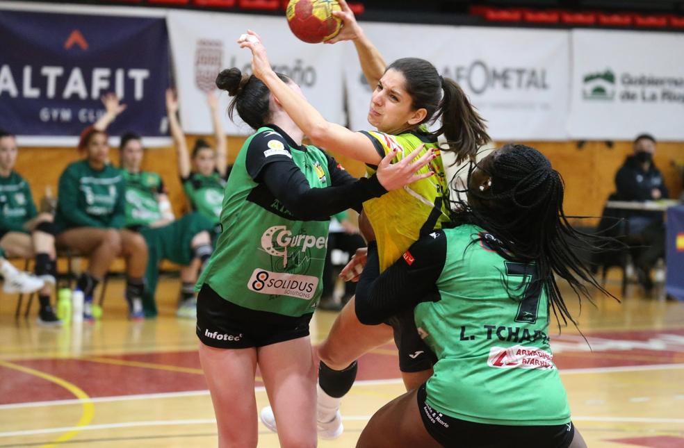 Un viaje de Villava a Gijón en busca de la permanencia | La Rioja