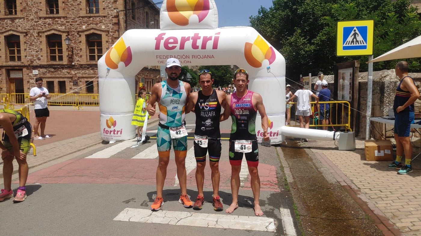 Rubén Rufaza y Anna Noguera ganan el I Triatlón Sprint Altos Valles ...