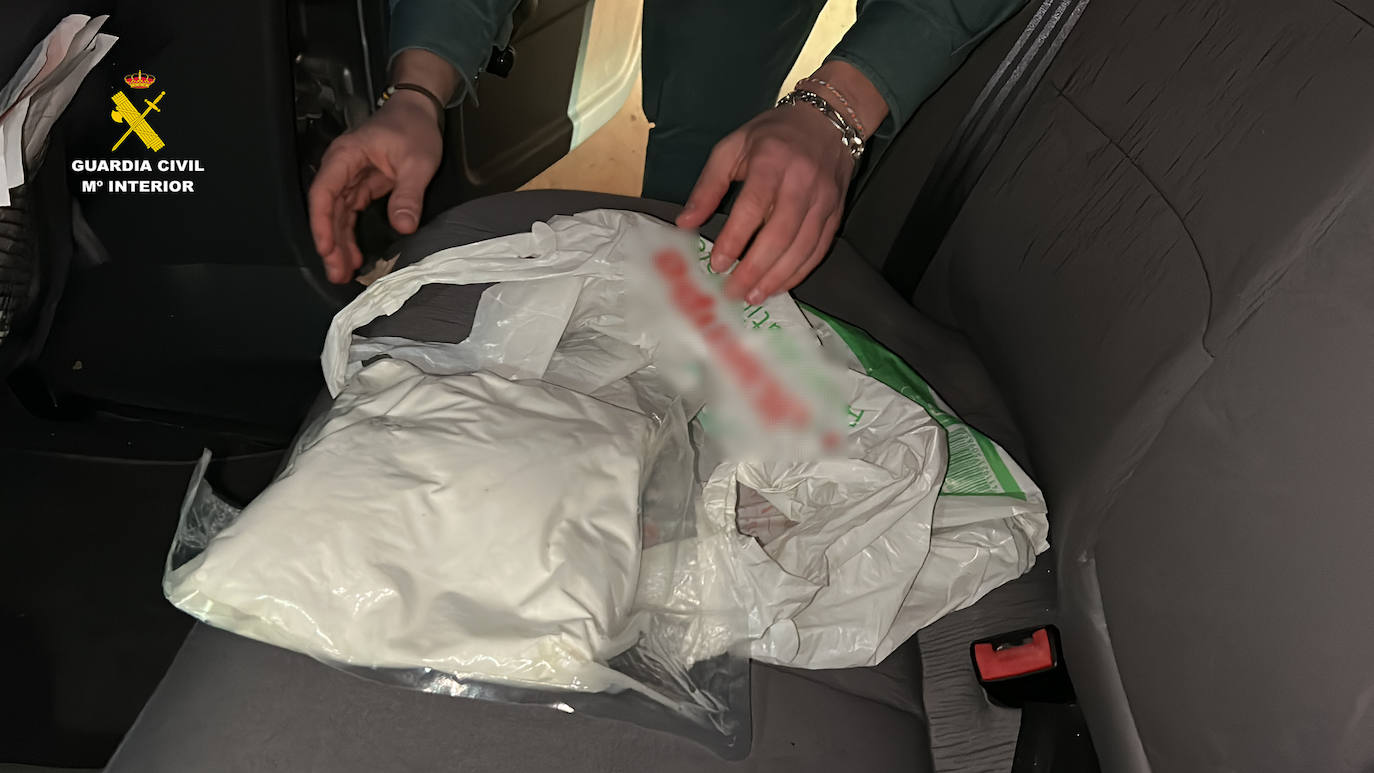 Cuatro Detenidos Y Dos Kilos De Speed Intervenidos En Un Control De