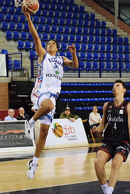 El Clavijo prolonga su confianza en Kevin Torres | La Rioja