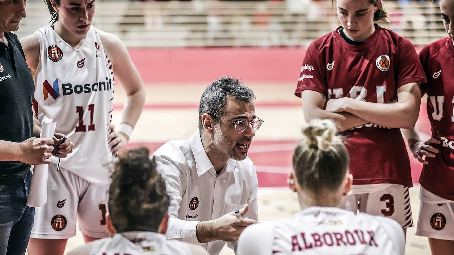 Ramiro García volverá a sentarse en el banquillo del Unibasket tras ser ...