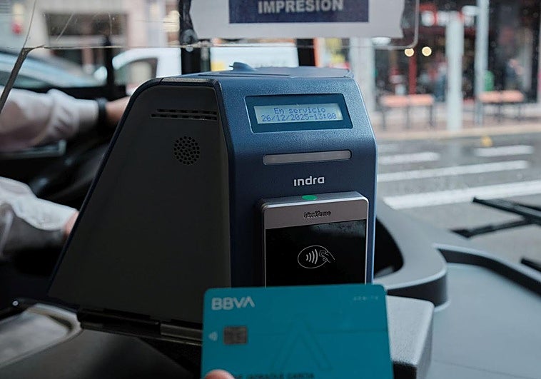 El autobús ya se puede pagar con tarjeta también en la línea 4 | La Rioja