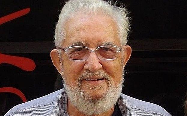 Muere el empresario valenciano José Giner, que diseñó pupitres para ...