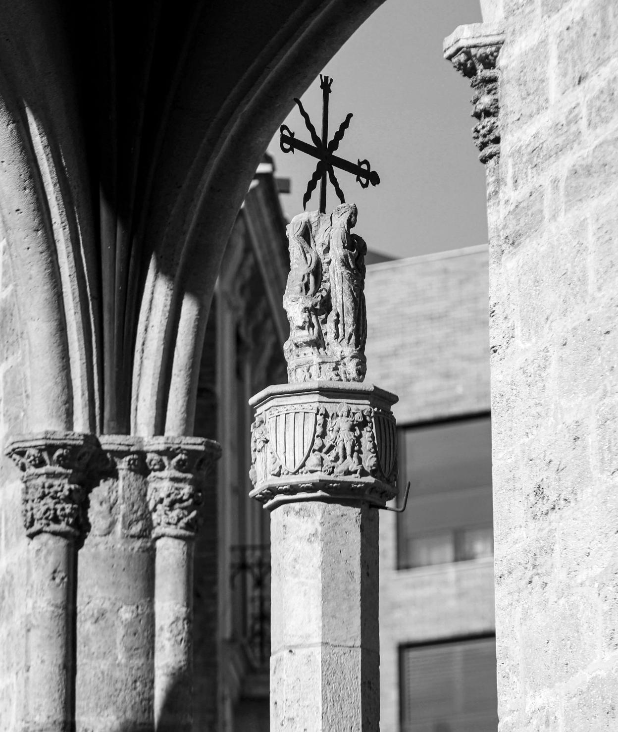 De cruces para dentro | Las Provincias