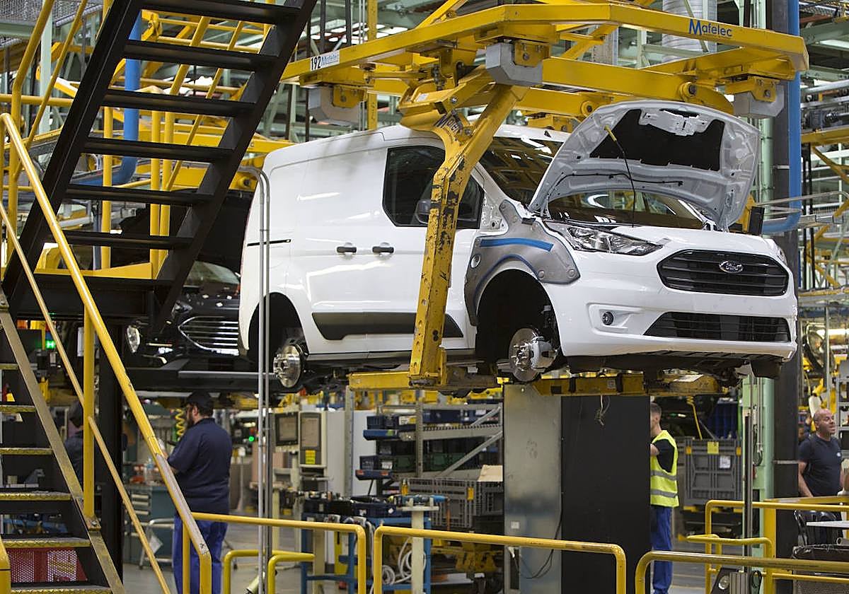 Ford confirma los despidos en Almussafes y anuncia las negociaciones de ...