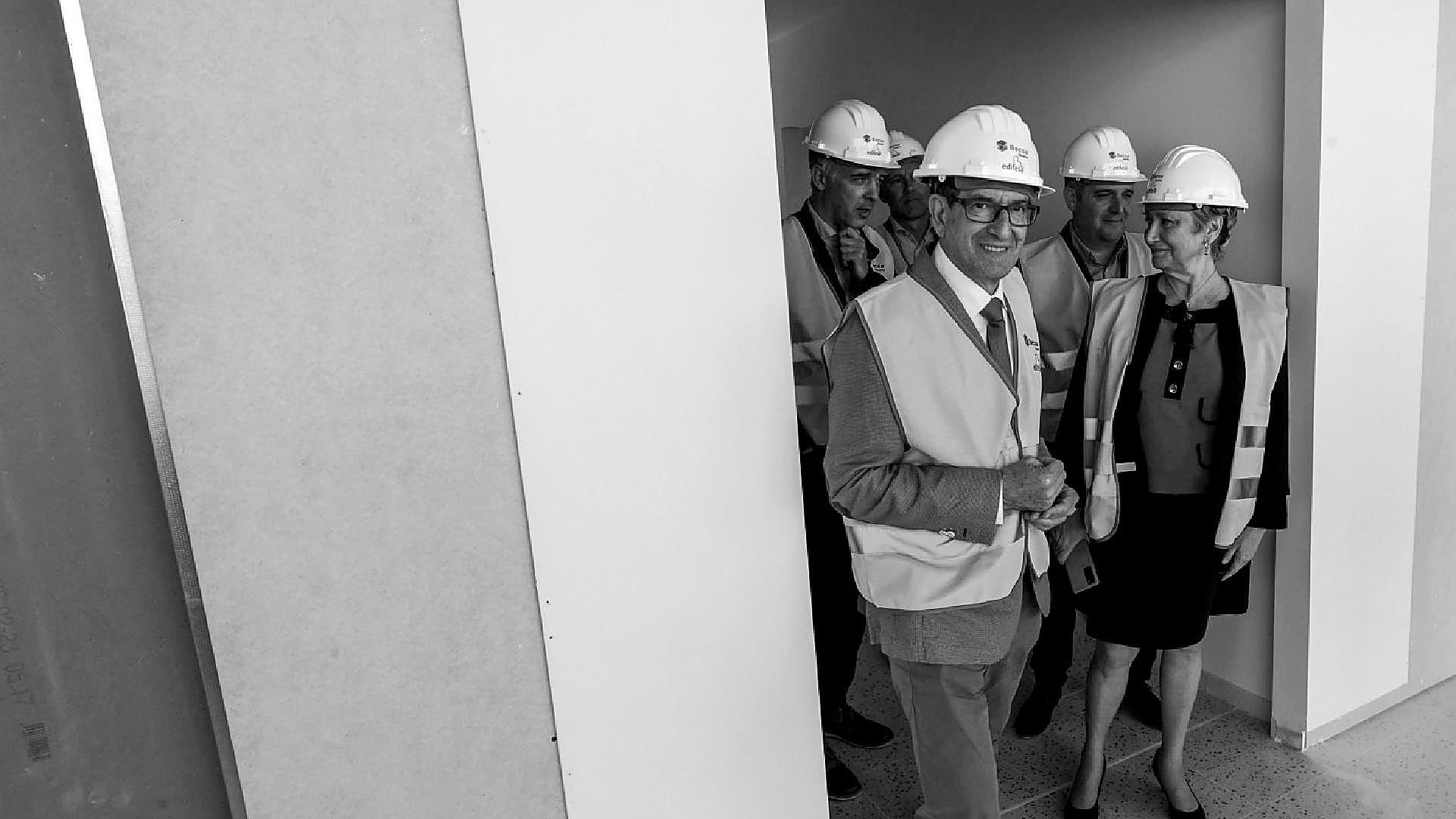 LAURA GARCÉS: El conseller Mínguez se sube al tren electoral | Las ...