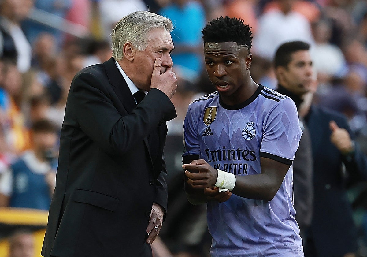 La provocación de Vinicius a Mestalla tras su expulsión | Las Provincias