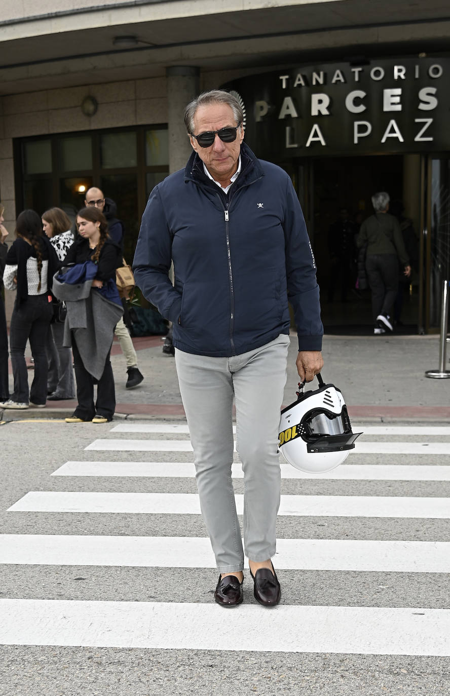 Familiares y amigos dan el último adiós a Fernando Fernández Tapias ...