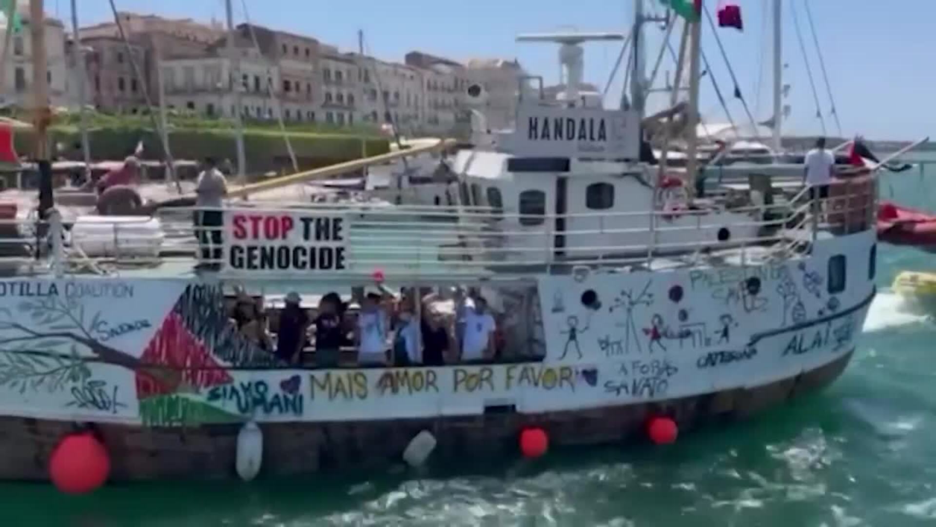 El barco 'Handala' de la Coalición de la Flotilla de la Libertad zarpa con destino a Gaza | Las ...