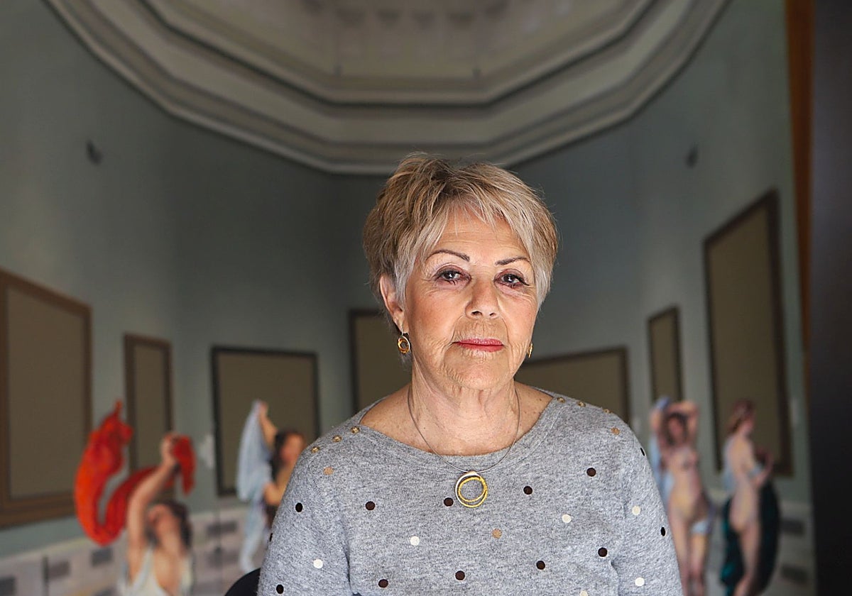 Isabel Oliver: «Saco a las mujeres de los cuadros para mostrar cómo las ...