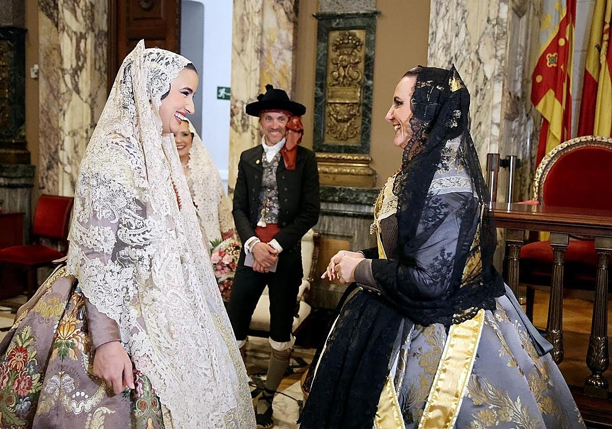 El traje de María José Catalá con historia familiar para la Ofrenda de ...