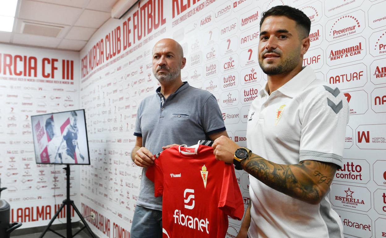 «Sé donde vengo y lo que requiere el Real Murcia», dice Fran García ...