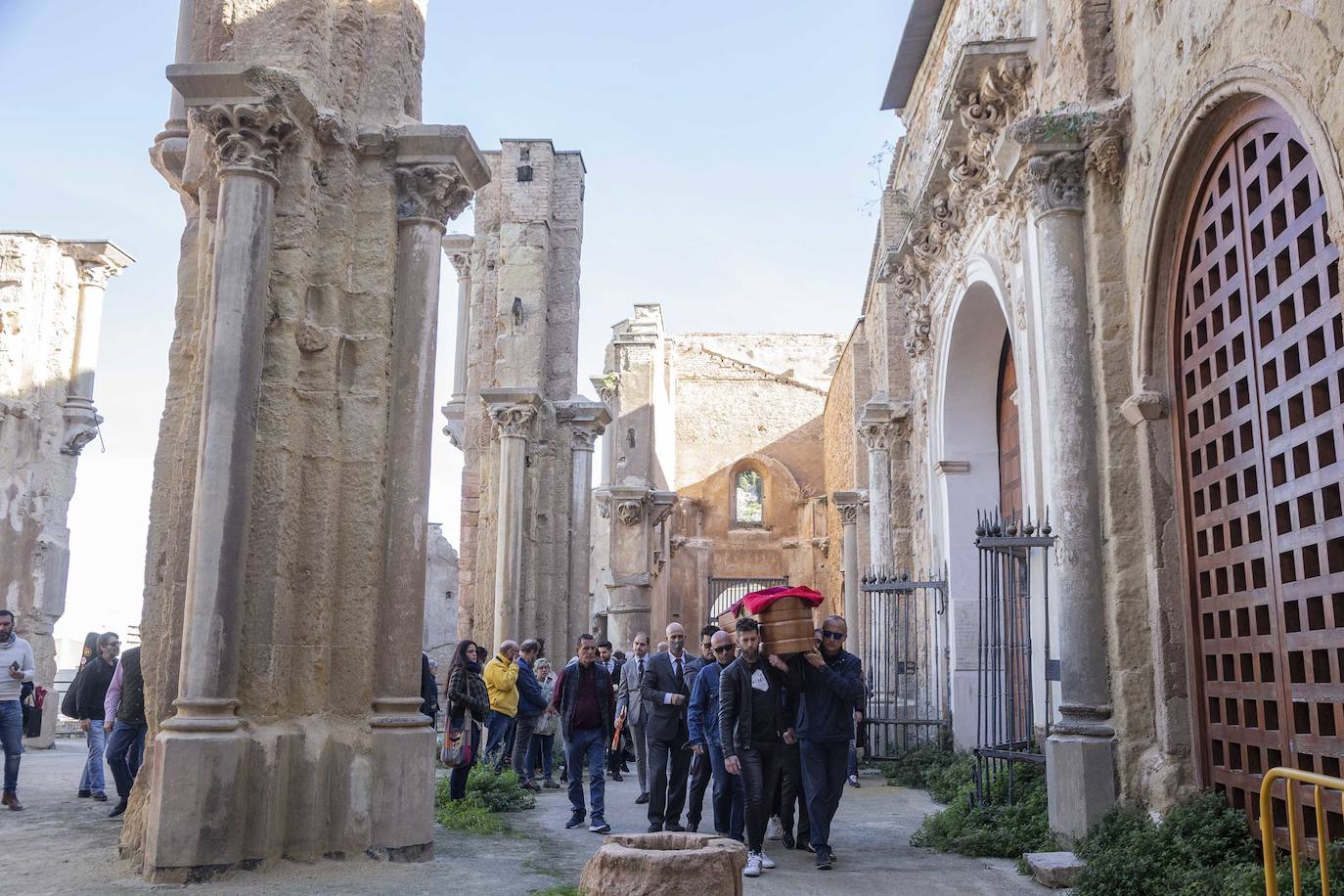 Fotos: Funeral de Josefa Muñoz en la Catedral vieja de Cartagena | La ...