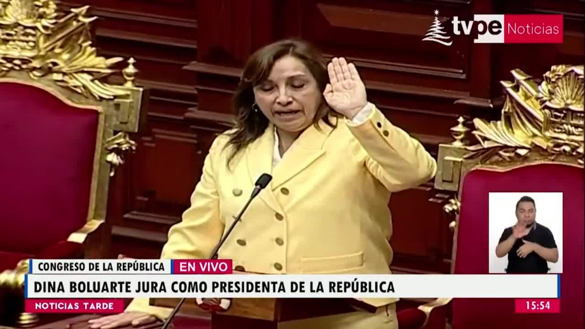 Dina Boluarte jura el cargo como nueva presidenta de Perú | La Verdad