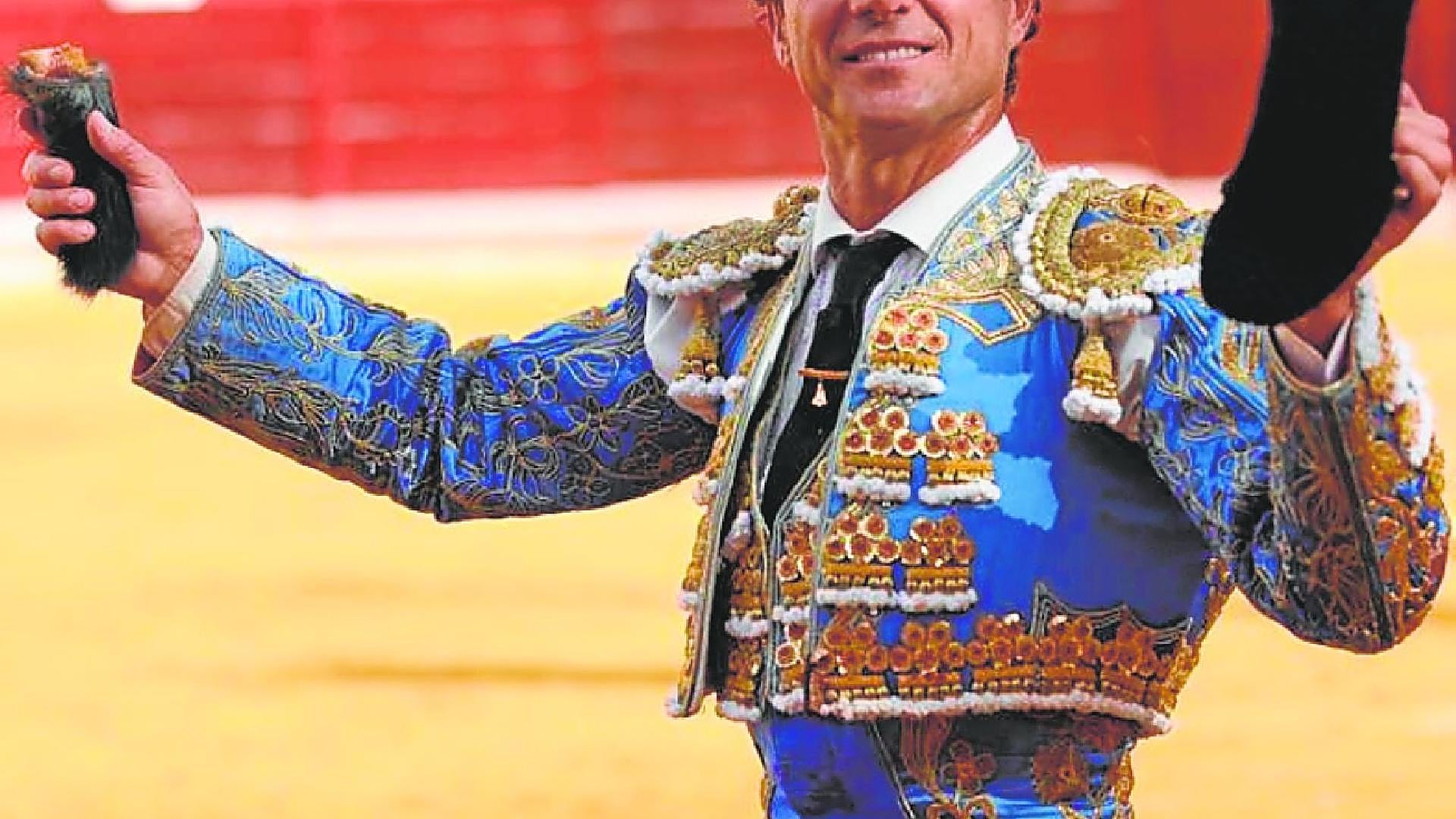 Rafaelillo sale a hombros en Daimiel con una interesante corrida de ...