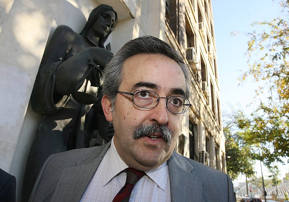 El TSJ confirma la condena de 16 meses de cárcel al exjuez Ferrín ...