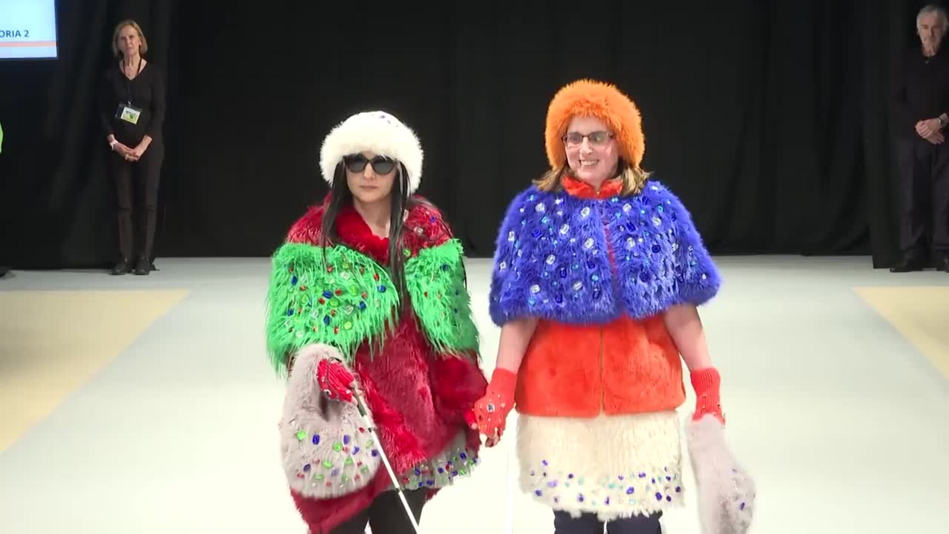 Momad acoge un desfile que visibiliza el talento de personas con ...