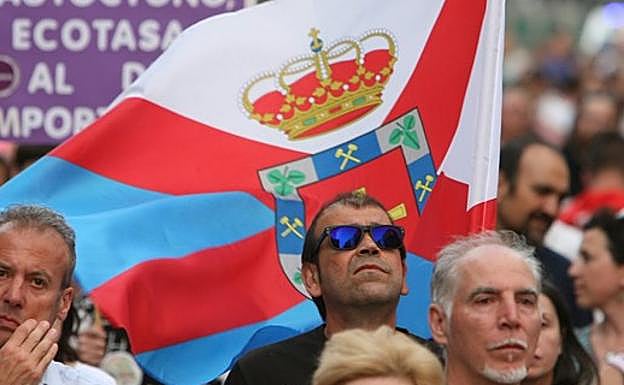 La bandera del Bierzo cumple 20 años asentada como un símbolo de ...