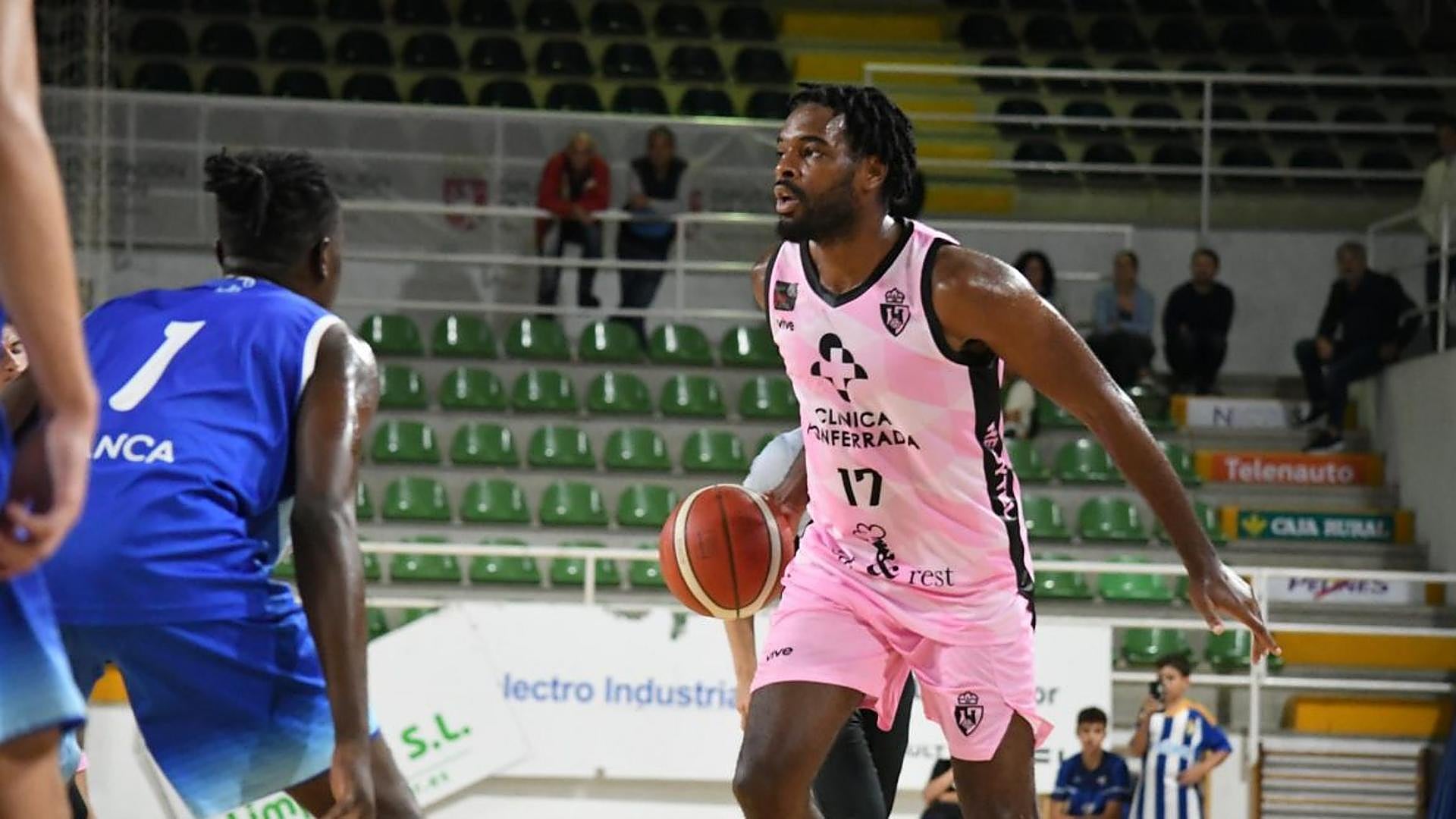 Onwuka y el Clínica Ponferrada separan sus caminos | leonoticias.com