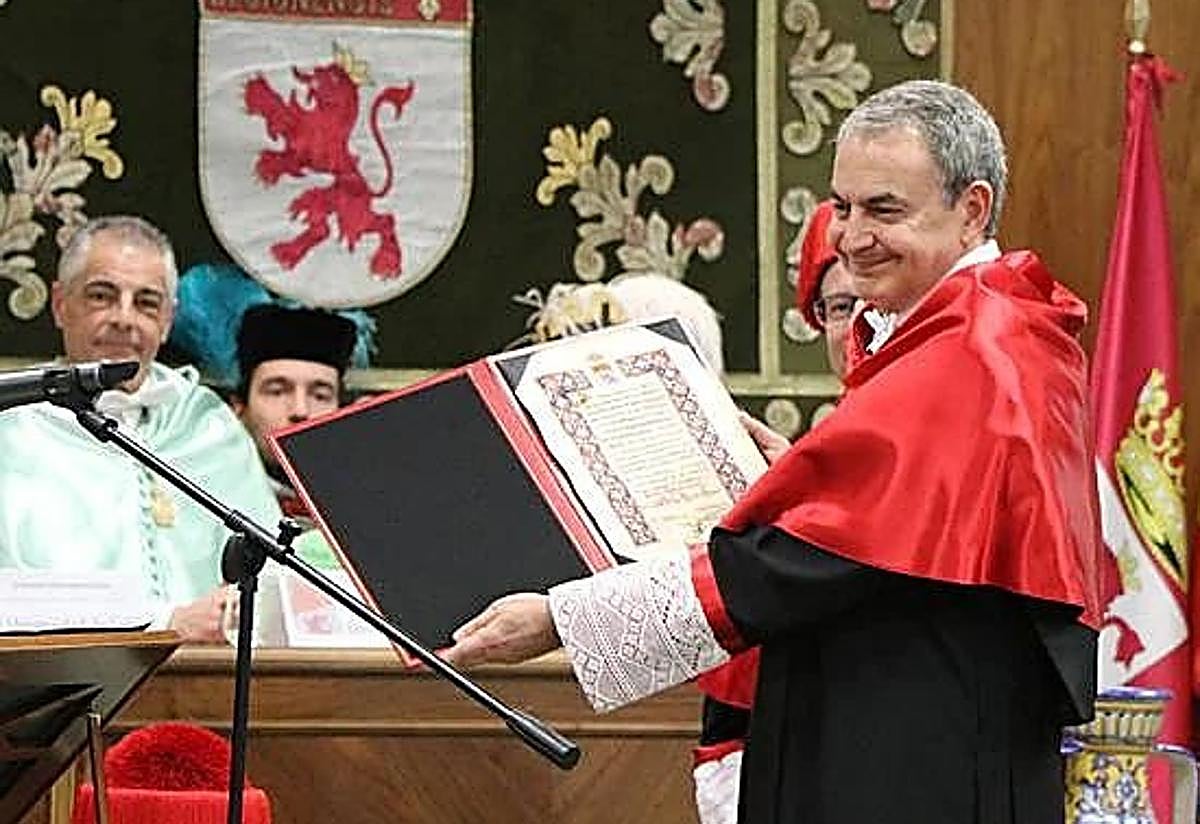 Exigen a la Universidad de León la inmediata retirada del 'Honoris ...